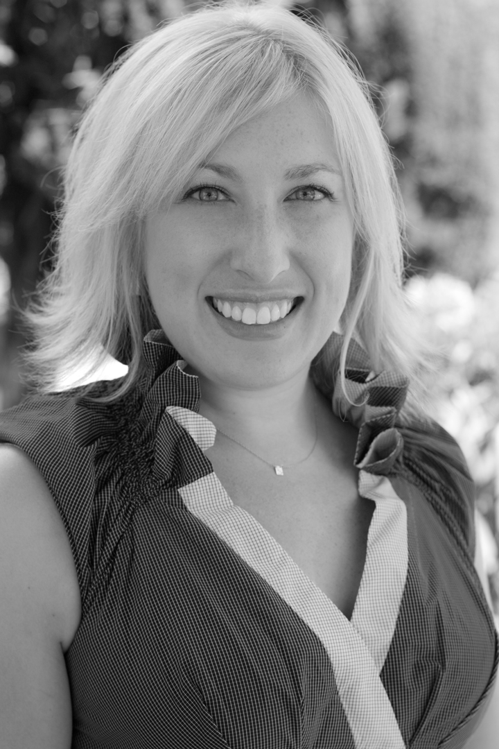 Julia Betley, Sr. Dir., Licensing and Soundtracks, RCA Records | SyncSummit